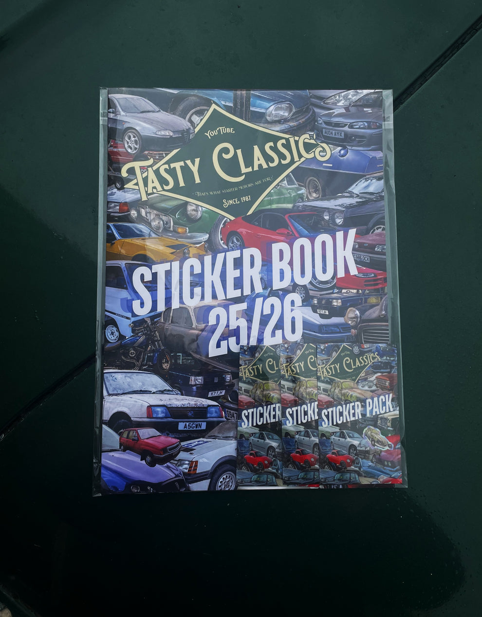 Tasty Classics Sticker Book And 3 Sticker Packs Starter Set - 2025/202